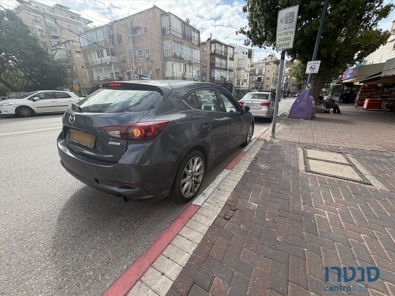 2017' Mazda 3 מאזדה למכירה. רמת גן, ישראל