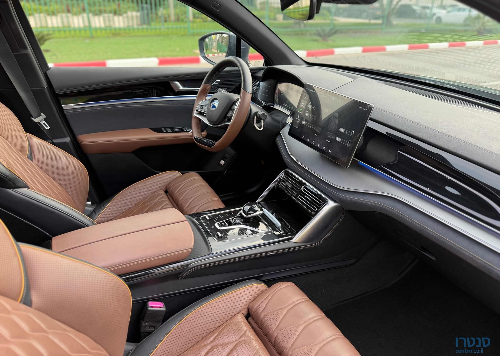 2023' BYD Tang בי.ווי.די טאנג for sale. Rosh HaAyin, Israel